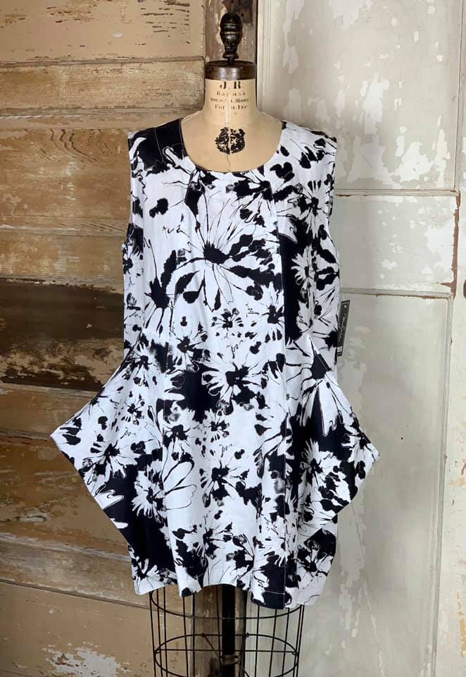 Mosaic Women's Clothing, Mosaic Pants and Tops – Absolutely Abigail's